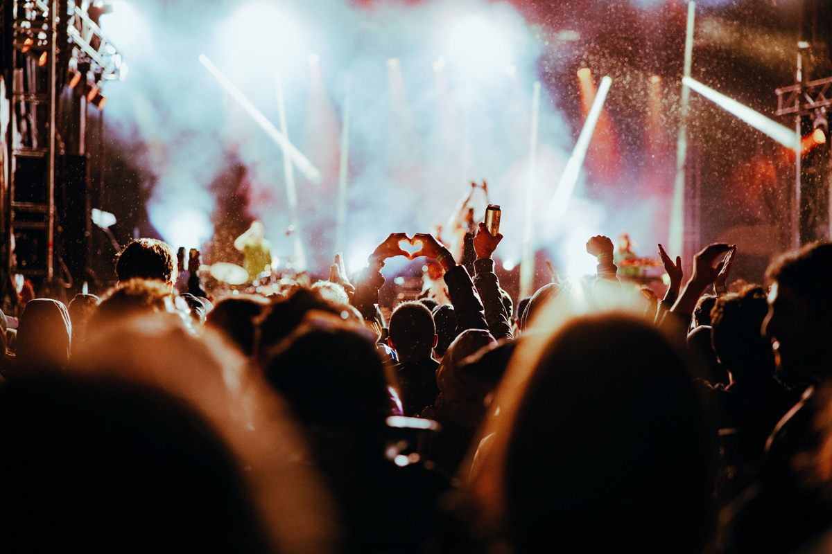 Palomosa welcomes Montrealers to kick off the festival in style ...
